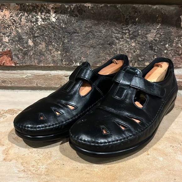 SAS | Shoes | Sas Roamer Black Leather Mary Jane Tripad Comfort Shoes ...